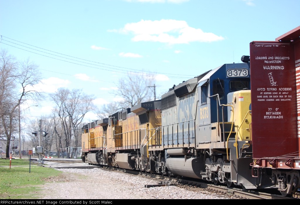 UP 7175, 9532 & CSX 8373